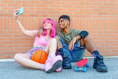 10 Dating App Tips You Need to Know - The Inspo Spot
