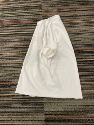 How to Cut a T Shirt To Make It Even Cooler - The Inspo Spot